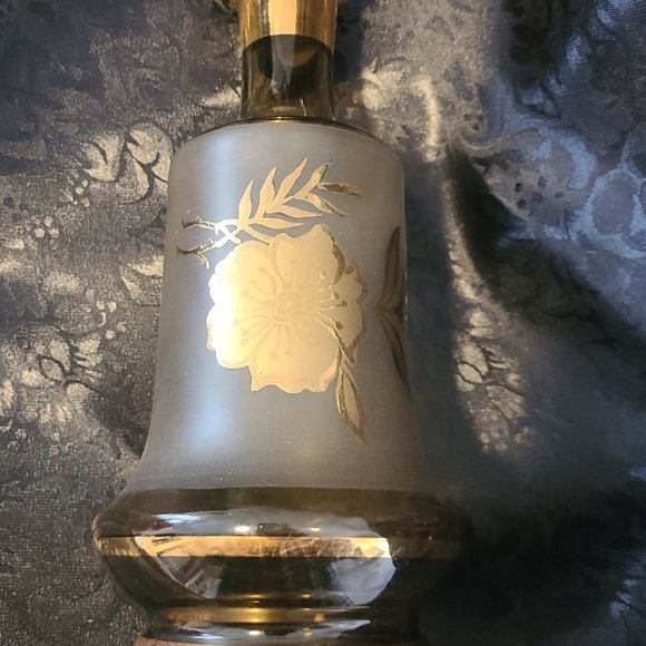 Vintage | Accents | Vintage Etched Gold Leaf Glass Decanter Missing ...